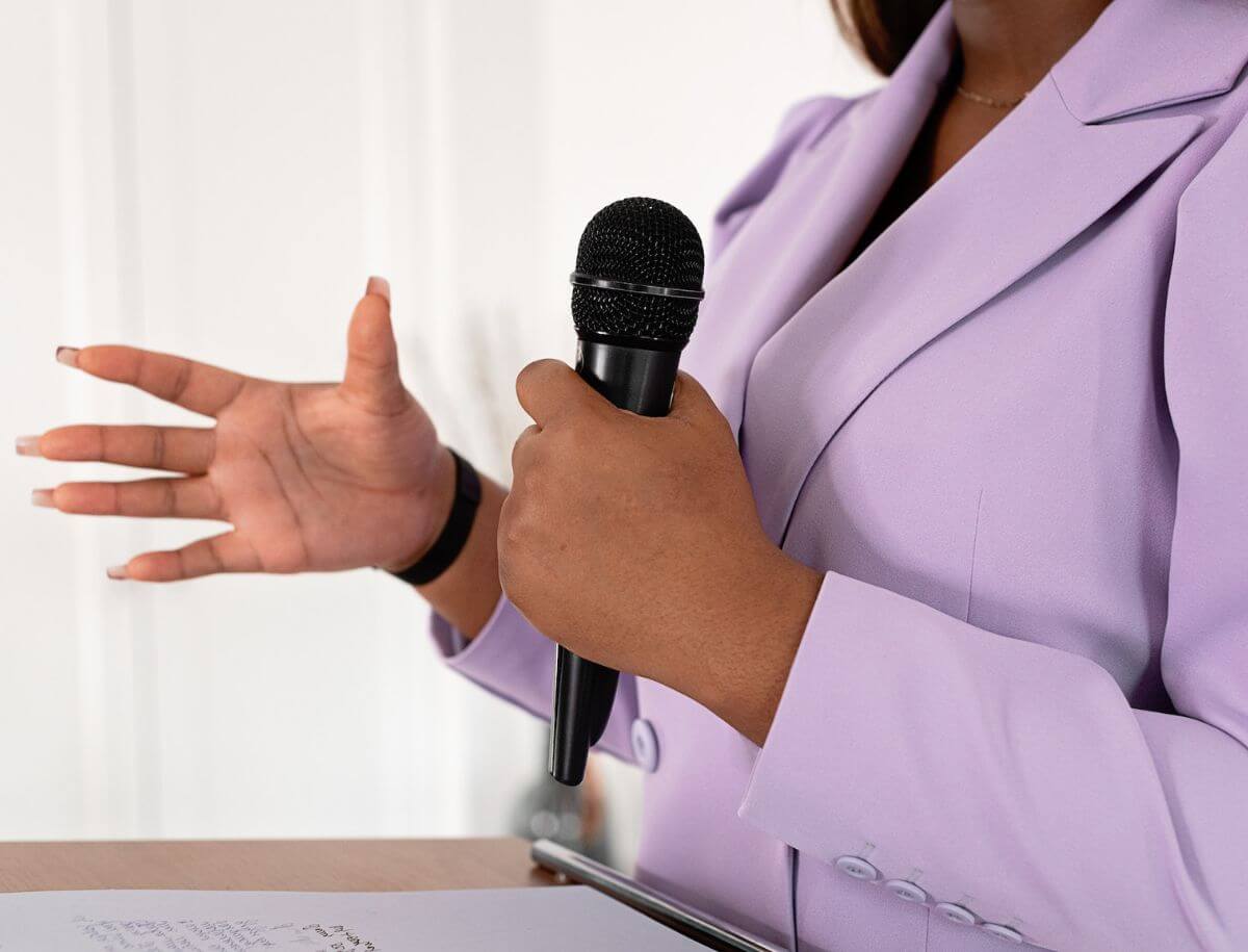 Les 5 secrets pour être un bon orateur : les meilleurs conseils pour ...